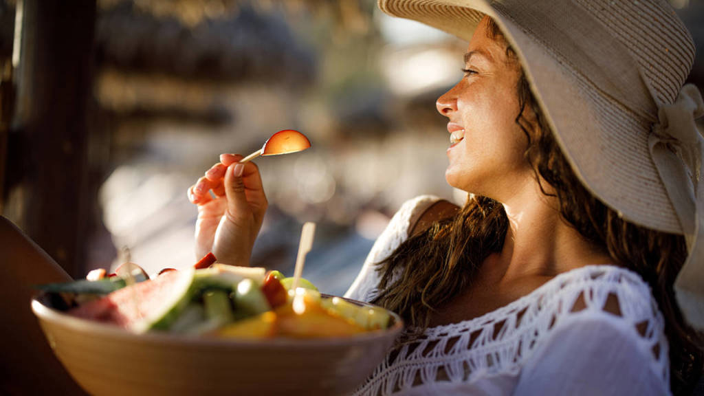 La fruta de verano rica en fibra que tienes que comer en la cena para ...