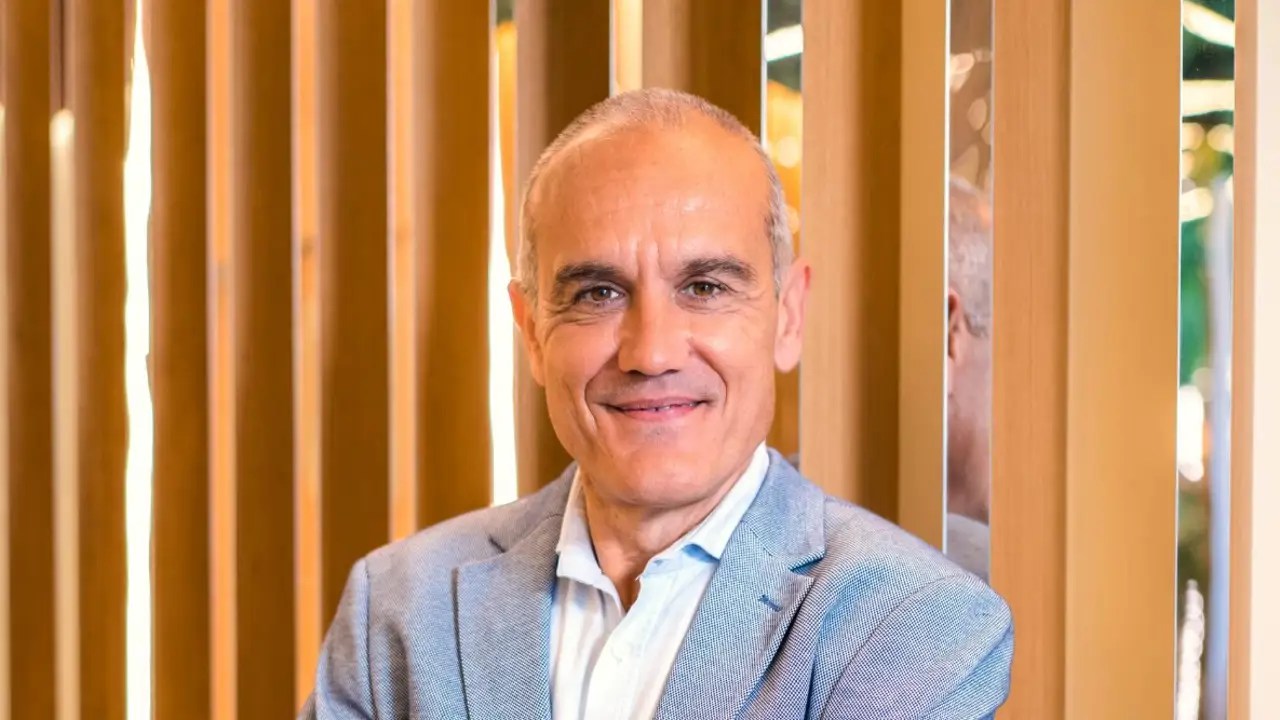 Rafael Guzmán, experto en longevidad, sobre dormir con el móvil: "Se ...