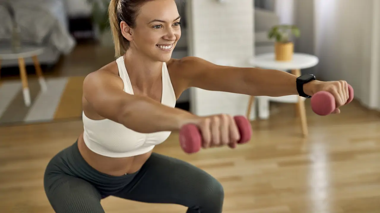 10 ejercicios de piernas con mancuernas para fortalecer la musculatura ...