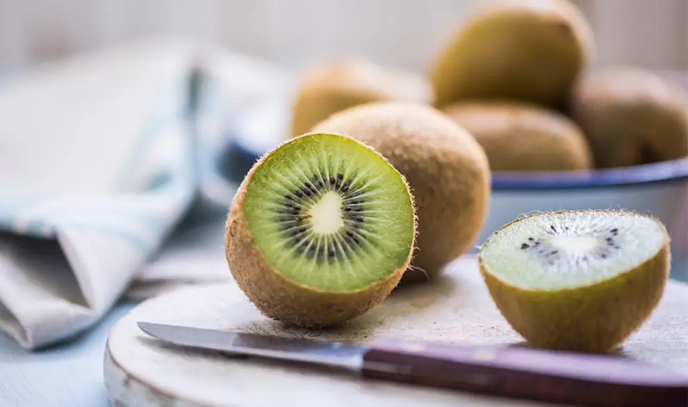 ¿Es bueno comer kiwi con piel? Las expertas en nutrición Magda Nedza y ...