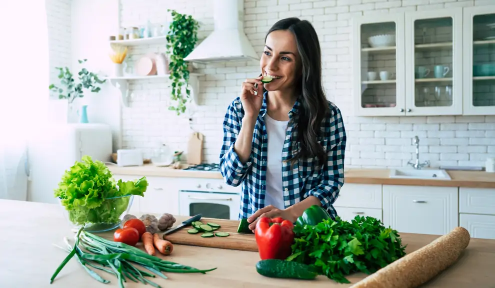 8 frutas y verduras de temporada saciantes y ricas en fibra que cuidan ...